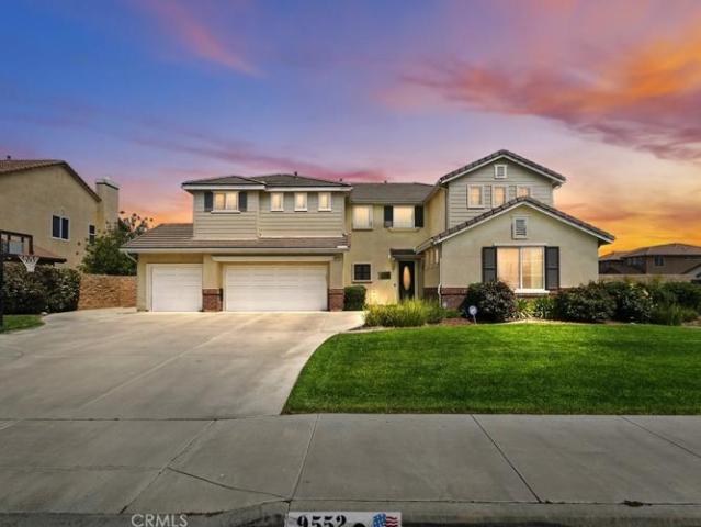 9552 Kings Ct, Riverside, CA 92508
