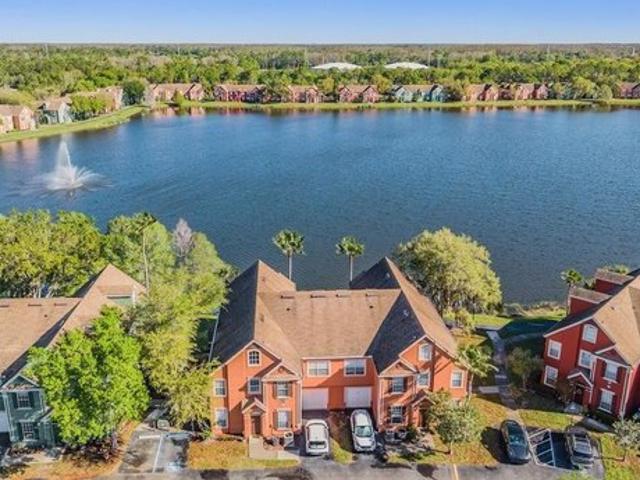 9552 Lake Chase Island Way Unit 9552, Tampa, FL 33626