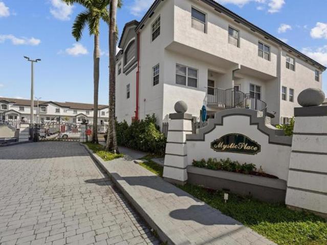 955 82nd Ave NW #111 C, Miami, FL 33126