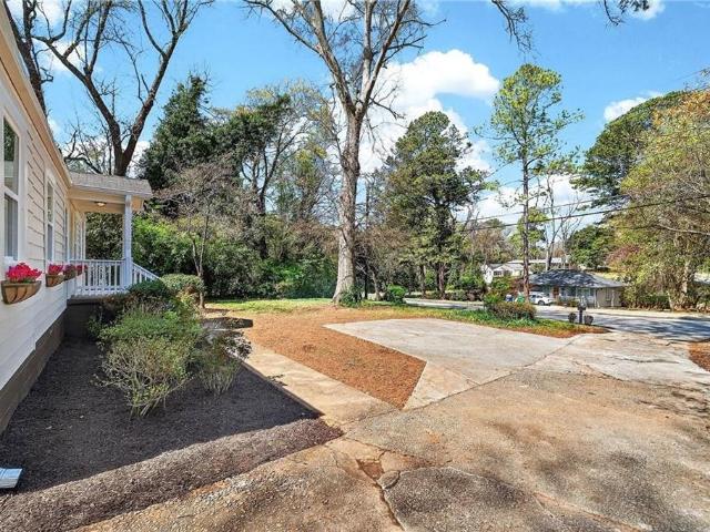 955 Columbia Drive