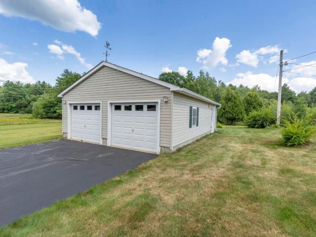 955 Calef Highway