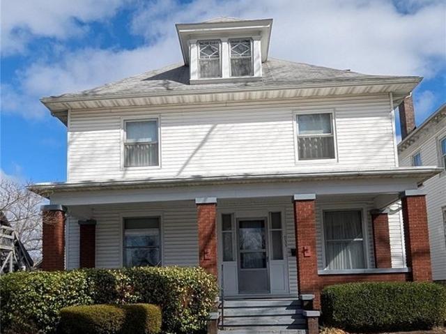 955 Adair Ave, Zanesville, OH 43701
