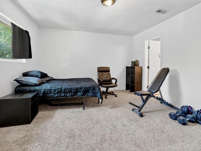 955 Ashwood Drive