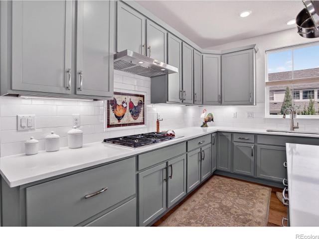 955 Grenville Circle
