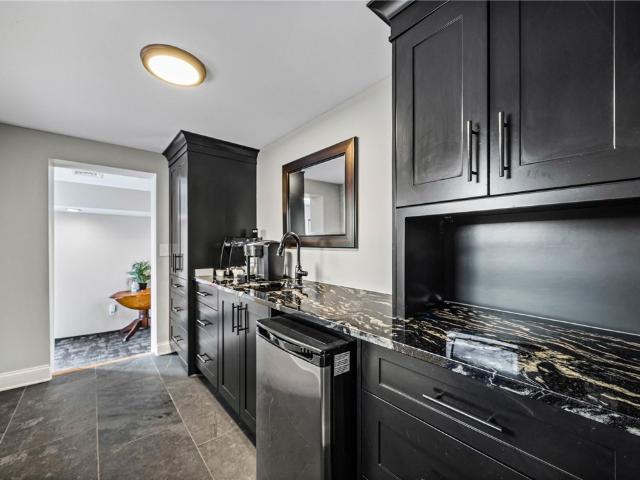 955 E Henrietta Unit C Road