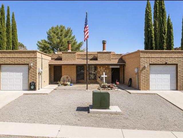 955 Executive Pl Apt A, Las Cruces, NM 88011