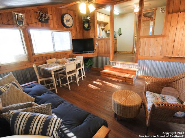 955 Faurie Rd, Unit CEDAR CABIN, Lakehills, TX 78063 | MLS #1712