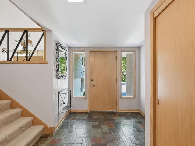 955 Katherine Dr
