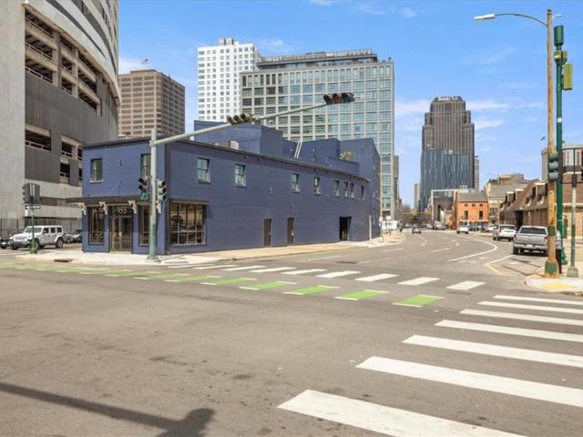 955 Howard Avenue
