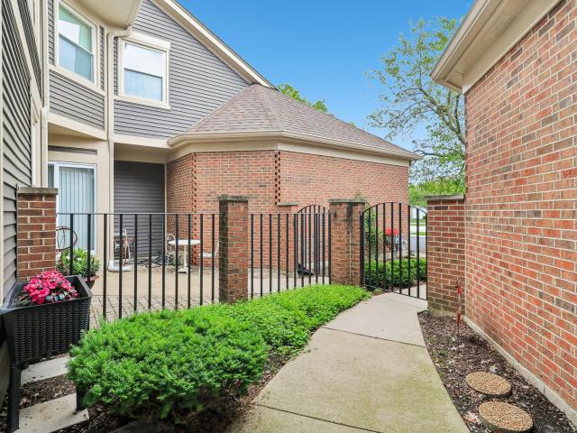 955 Heathrow Lane