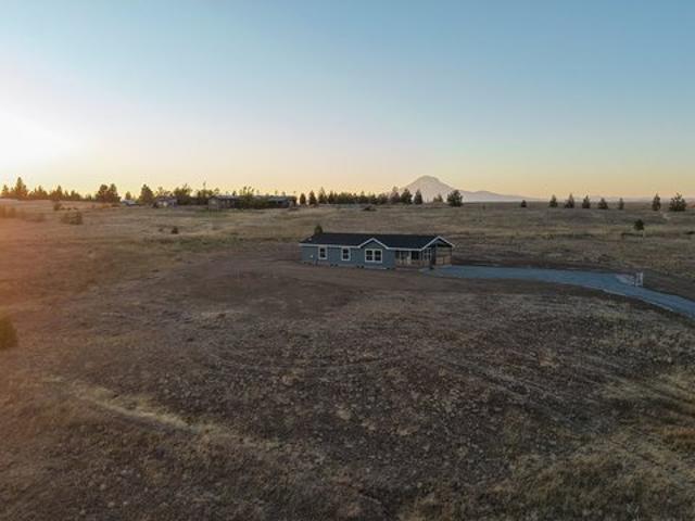 955 High Prairie Rd, Lyle, WA 98635