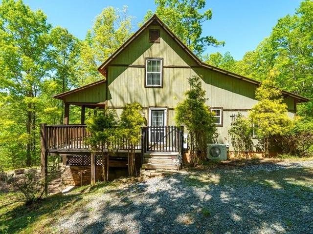 955 Mull Dr, Mineral Bluff, GA 30559