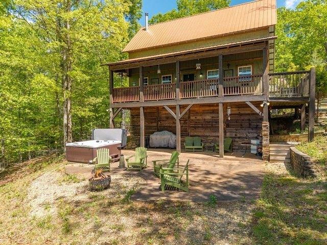 955 Mull Rd, Morganton, GA 30560