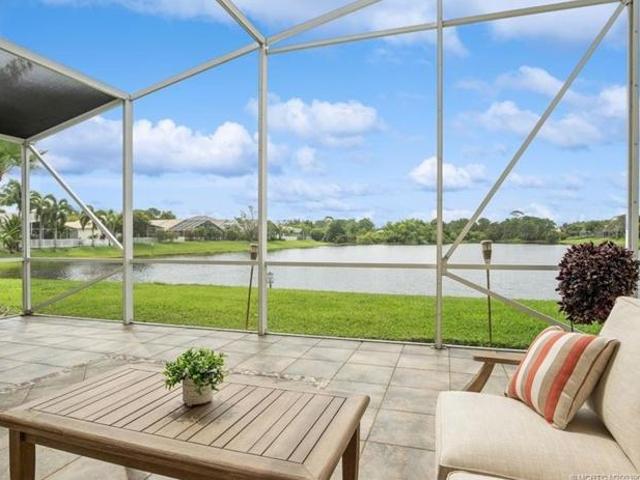 955 SE Westminster Pl, Stuart, FL 34997