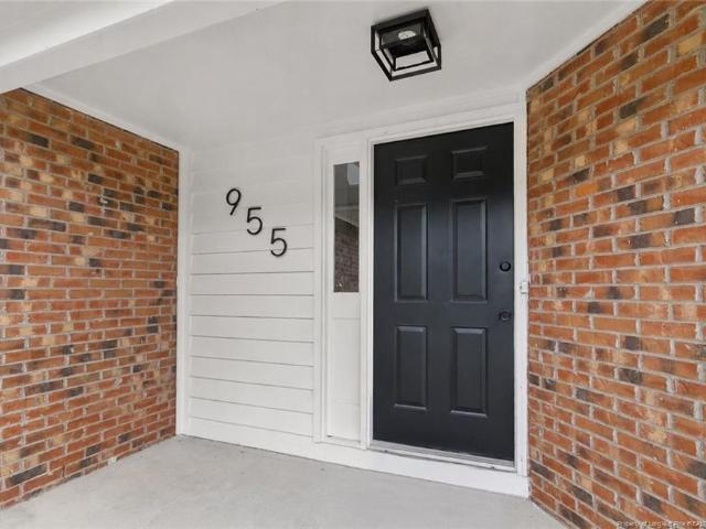 955 Pepperwood Drive