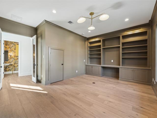 955 W 42nd St, Houston, TX 77018 | MLS #72782