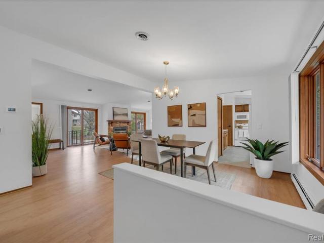 955 Woodlane Drive # 9