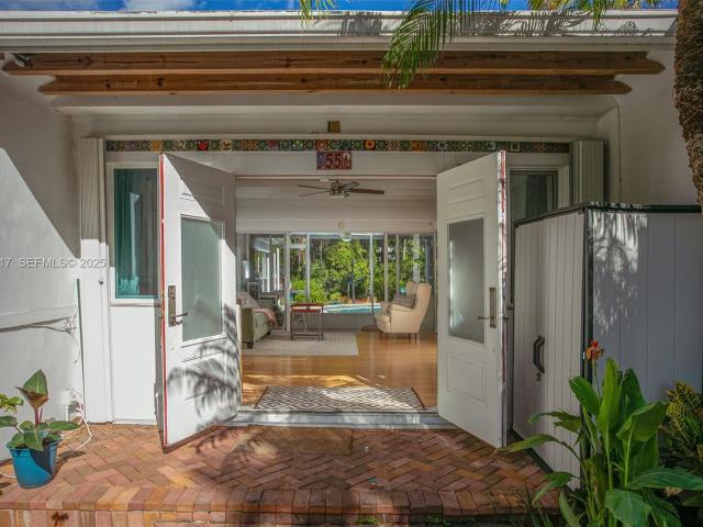 955 Van Buren St, Hollywood, FL 33019 | MLS #A11854