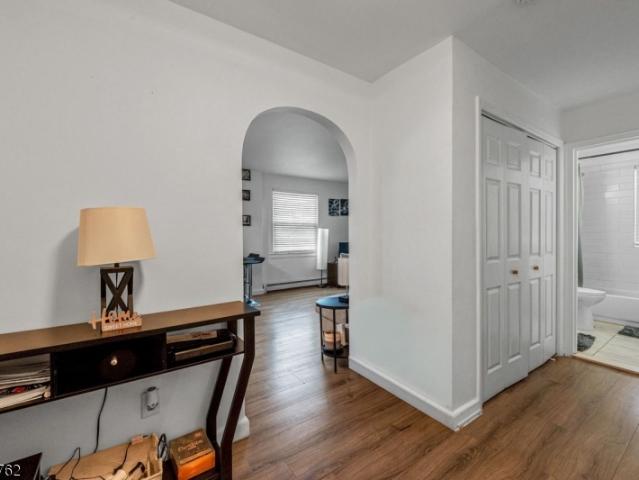 955B E Front St