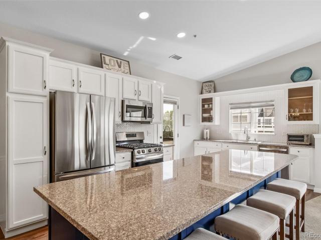 9569 Pearl Circle # 202