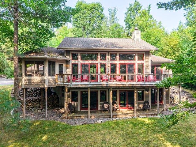 9560N Summers Point Ln, Hayward, WI 54843