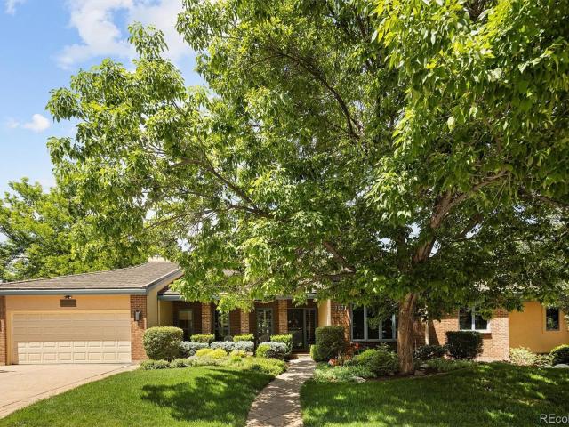 9561 E Lake Circle
