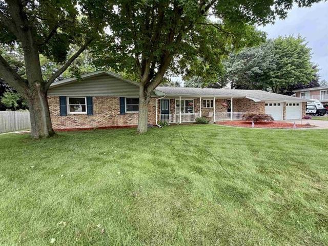 9561 Swan Valley Dr, Saginaw, MI 48609