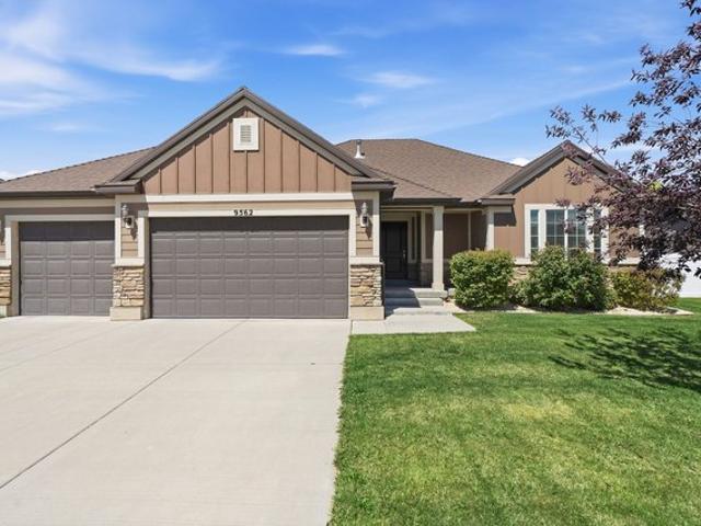 9562 S Michal Robert Ln, West Jordan, UT 84081