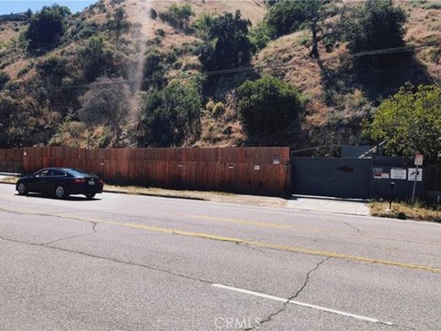 9562 Wentworth St, Shadow Hills, CA 91040