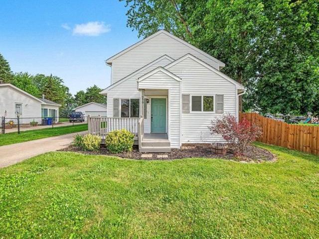 956 Commonwealth St, Saginaw, MI 48604