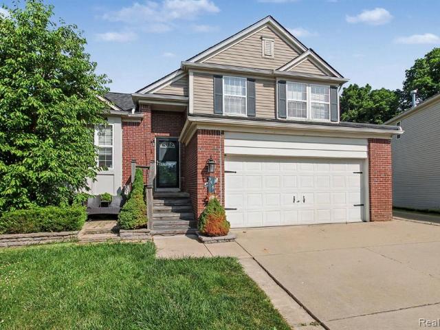 956 Callaway Court