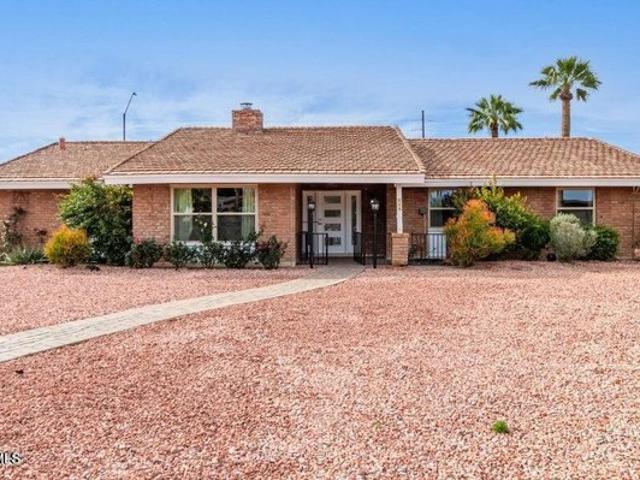 956 Castillo Dr E, Litchfield Park, AZ 85340