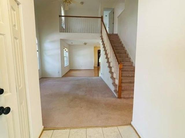 956 Allendale DR