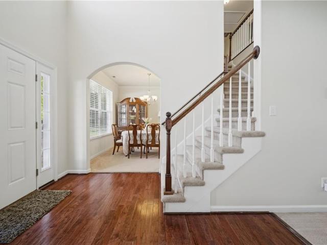 956 Elliott RD