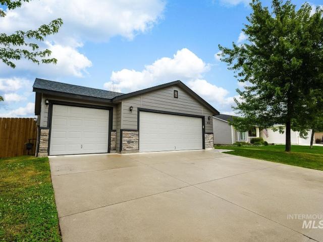 956 S Hebgon Lake Ave