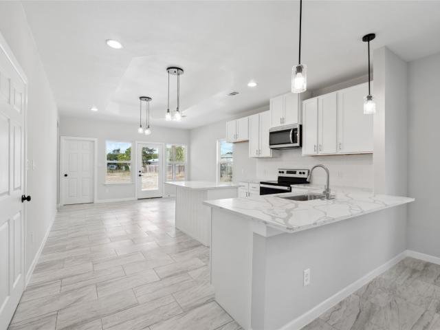 956 S Highway, Bastrop, TX 78602 | MLS #2409