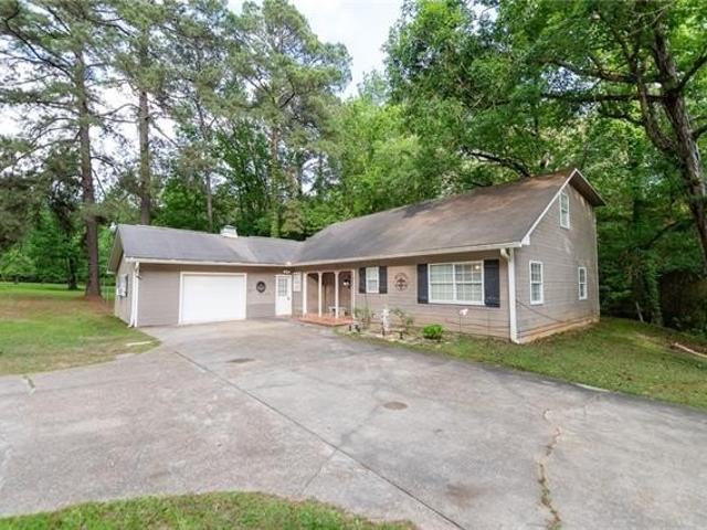 956 Stones Way Dr, Pineville, LA 71360