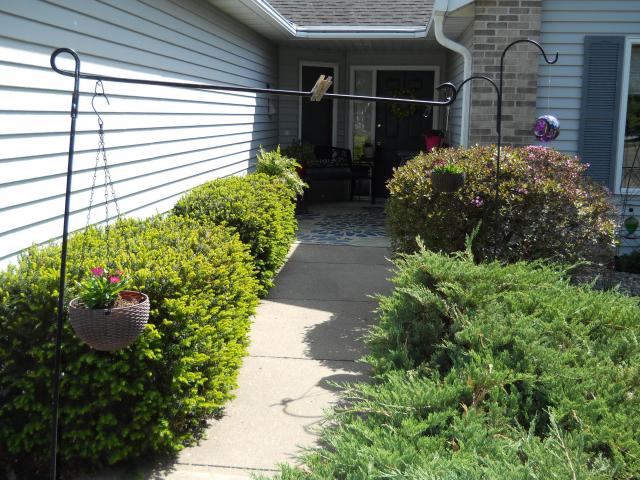 956 Willow Grove Circle
