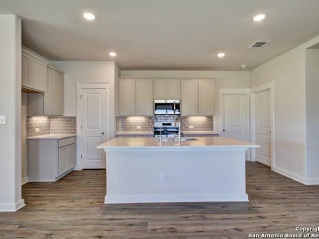 956 Tornado Ridge