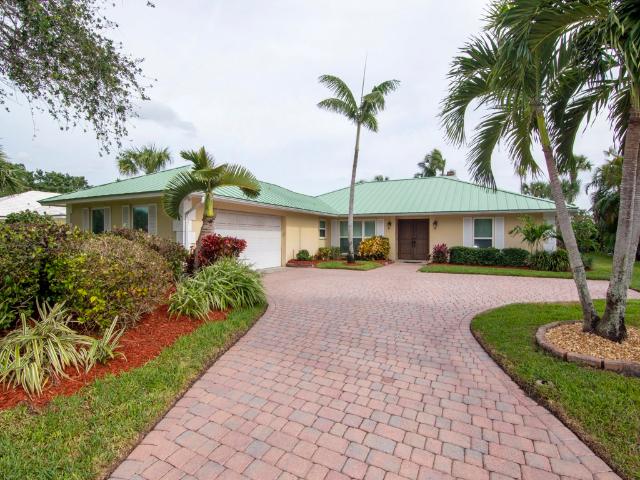 956 Treasure Ln, Vero Beach, FL 32963 | MLS #233021