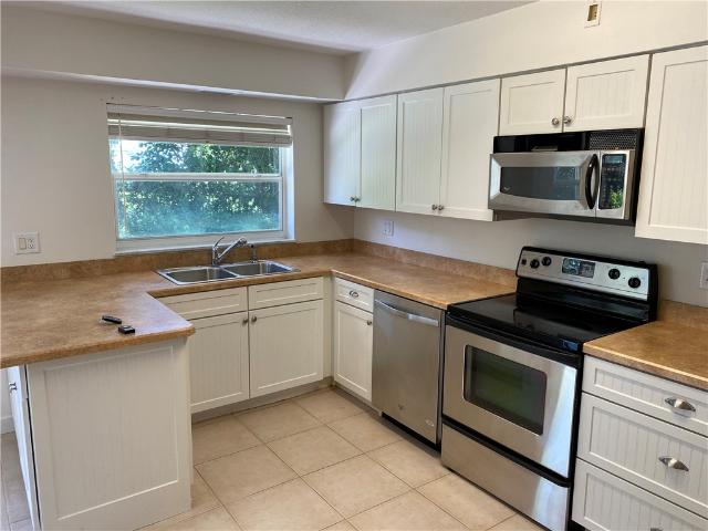 956 Tulip Ln, Vero Beach, FL 32963 | MLS #293991
