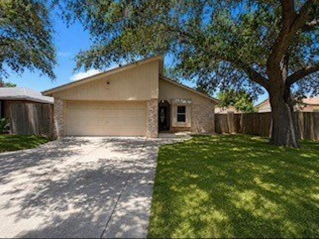 9574 Goldcrest Cir, Corpus Christi, TX 78418