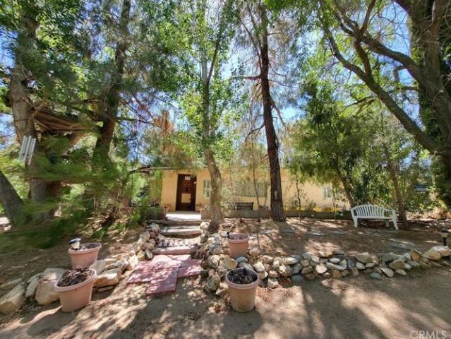 9575 Cerra Vista Rd, Apple Valley, CA 92308