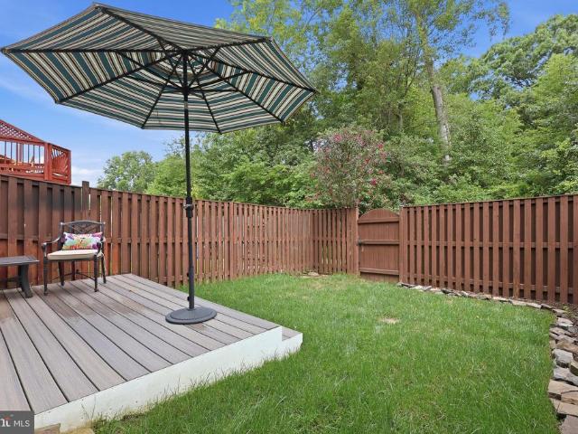 9575 Scales Place