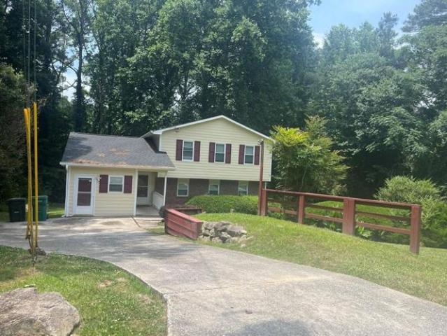 9577 Winding Way Ln, Jonesboro, GA 30238