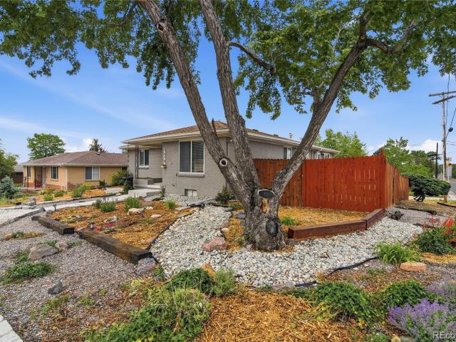 9570 W 54th Place