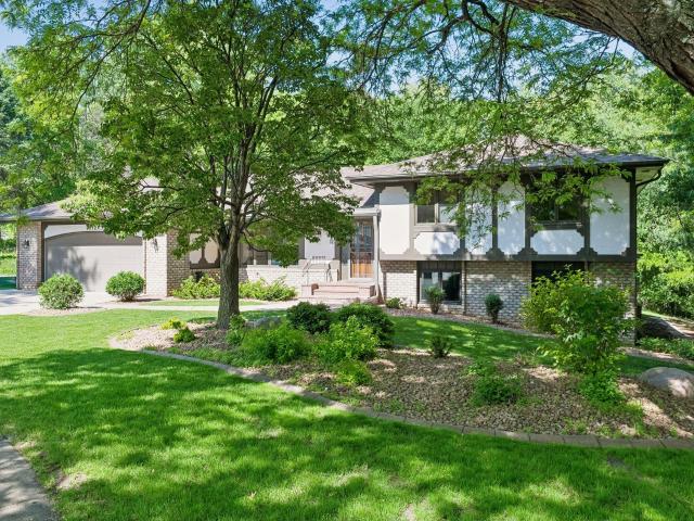9572 Morris Circle