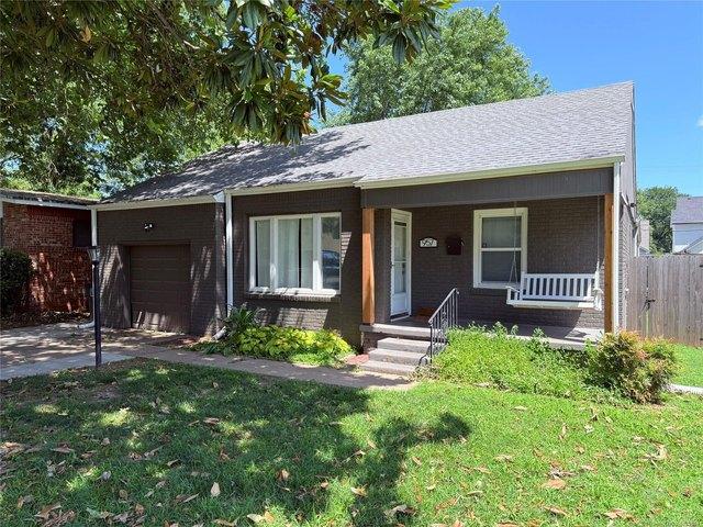 957 E 37th St, Tulsa, OK 74105
