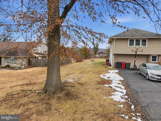 957 Kenny Rd, Pottstown, PA