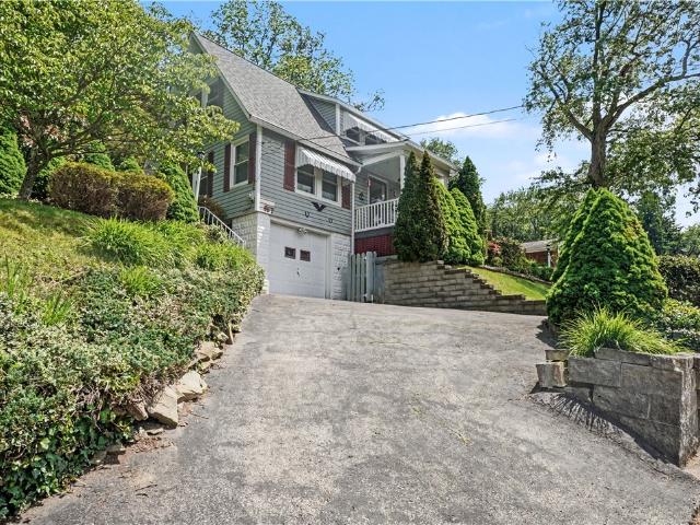 957 Orchard Avenue